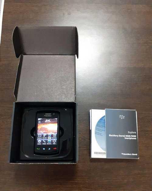 Телефон BlackBerry 9520