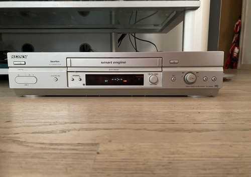 Видеомагнитофон Sony slv-se 840