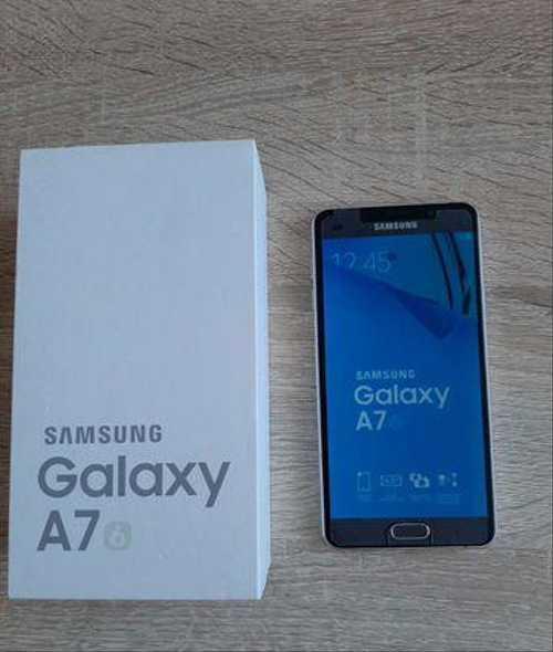 Телефон Samsung Galaxy A7