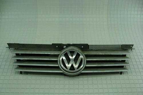 Решетка радиатора VW Bora 1998-2005