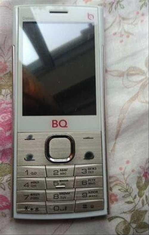 Телефон BQ
