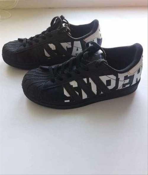 Кроссовки adidas