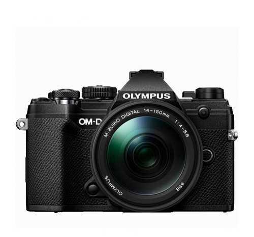 Цифровая фотокамера Olympus OM-D E-M5 mark + объек