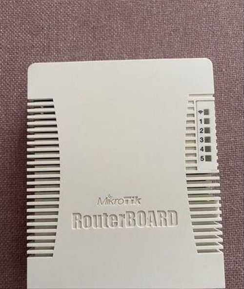 Mikrotik routerboard RB951G-2HnD