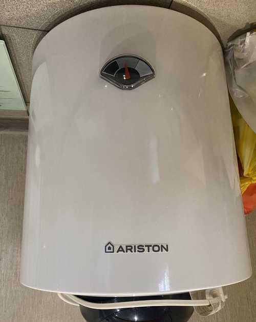 Водонагреватель Ariston 50л