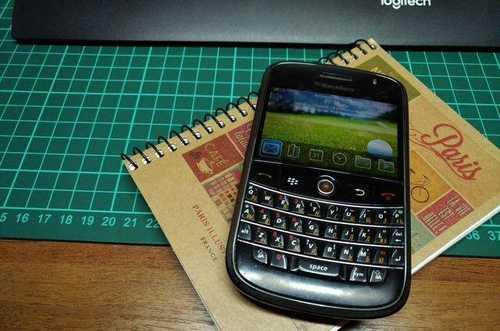 Телефон BlackBerry Bold 9000
