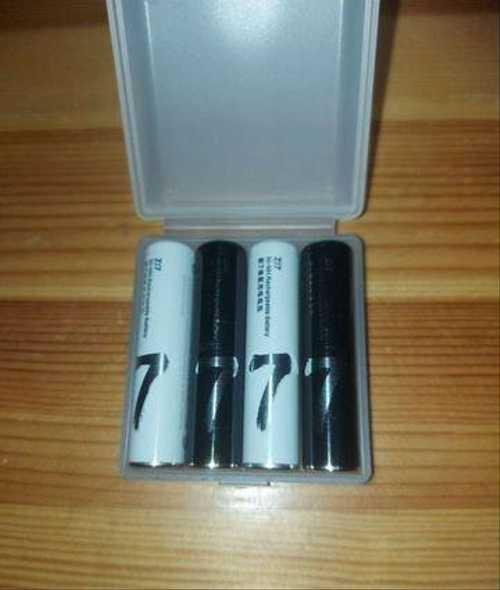 Батарейки аккумуляторные ZI7 Ni-MH