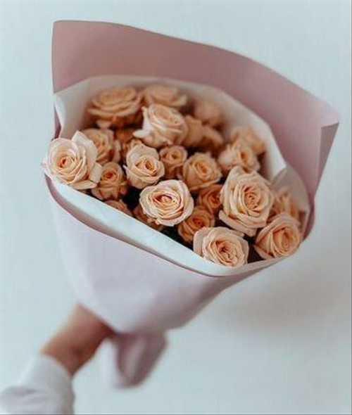 Букет кустовых роз
