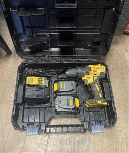 Шуруповерт аккумуляторный dewalt DCD777