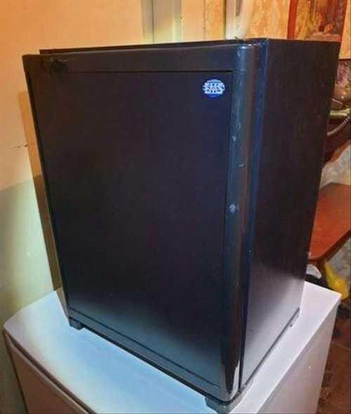 Холодильник минибар EMS CM-30