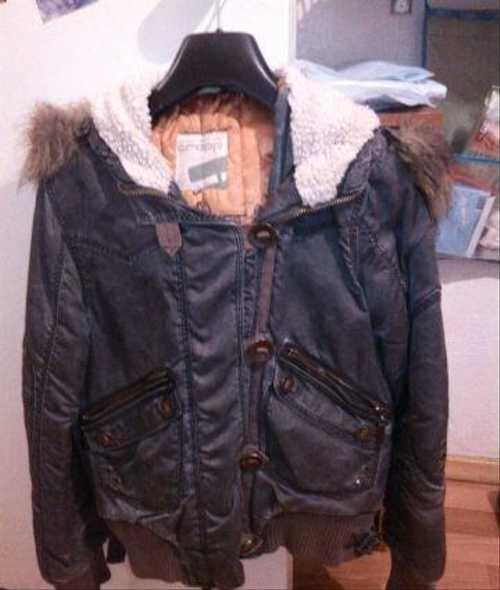 Модная зимняя куртка для девушки