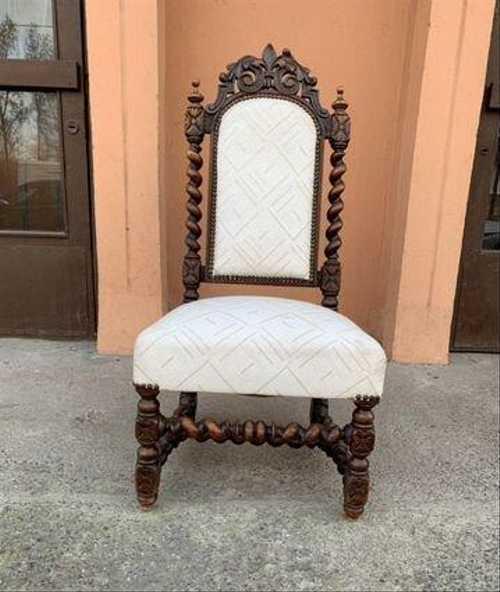 Антикварный стул на винтах,дубовый,конец 19 века