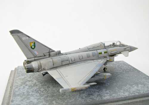 Модель самолета истребителя 1/144 Eurofighter Typh