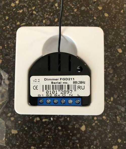 Dimmer Fibaro (z-wave), RU