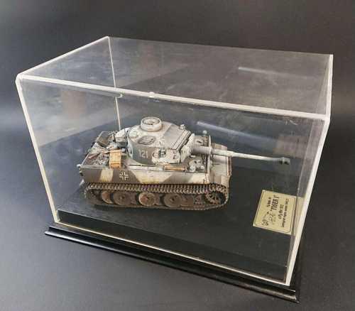 1/35 модель немецкого танка pz.kpfw.VI Tiger