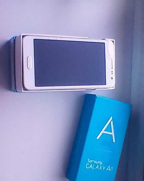 Телефон Samsung Galaxy А3