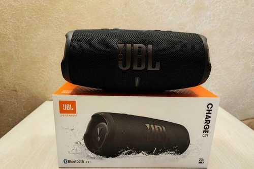 Колонка jbl оригинал 5. Колонка JBL charge 5 оригинал. Аксессуары для JBL charge 5. JBL charge 3 и charge 5. Зарядить колонку JBL.