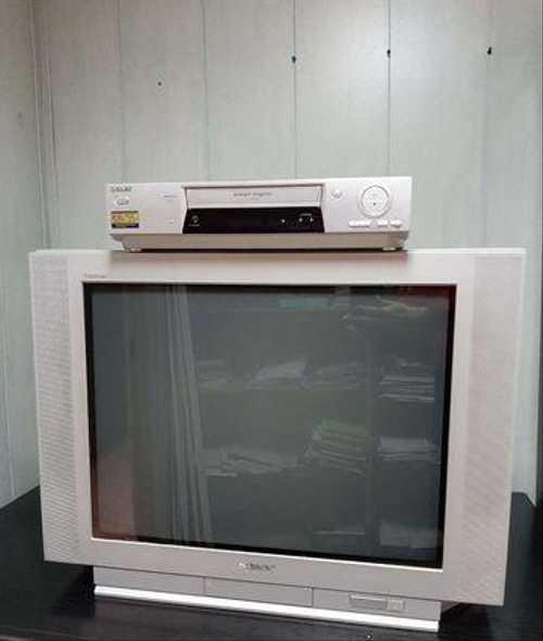 Телевизор Sony Trinitron c видеомагнитофоном Sony