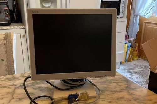 Монитор для компьютера NEK LCD 1501