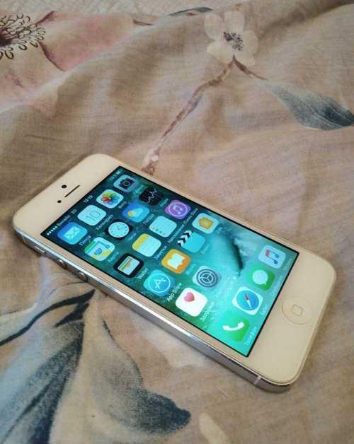 Телефон iPhone5S