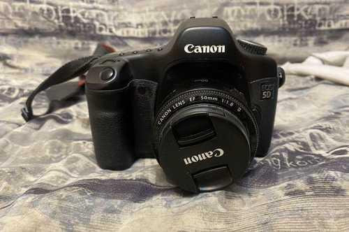 Фотоаппарат Canon EOS 5D Body