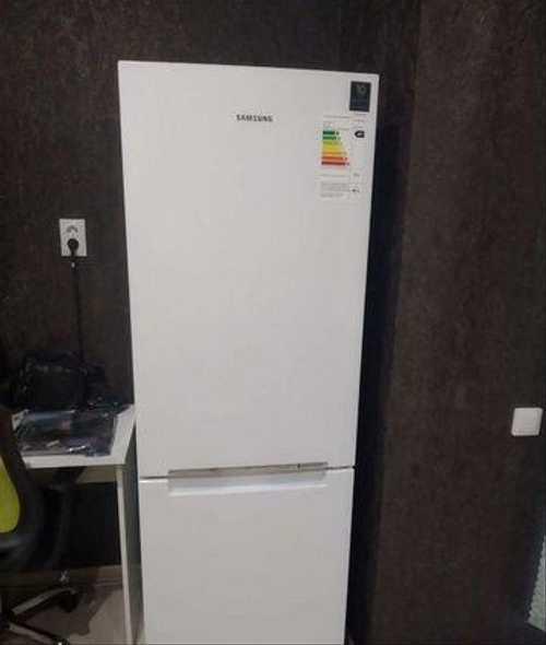 Холодильник Samsung no frost rb30j3000ww