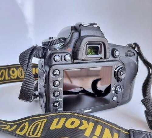 Зеркальный фотоаппарат Nikon D610