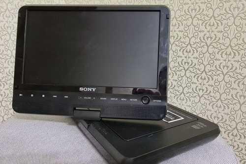DVD плеер портативный Sony DVP-FX970