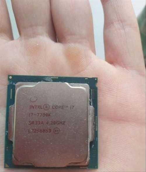 Процессор Intel Core i7 7700k (сокет 1151)