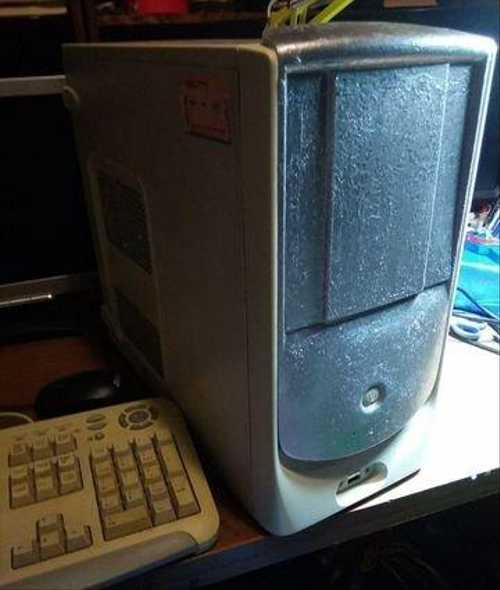 Бюджетный компьютер с монитором