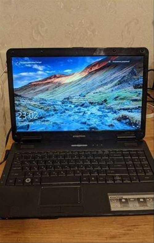 Ноутбук Acer E525