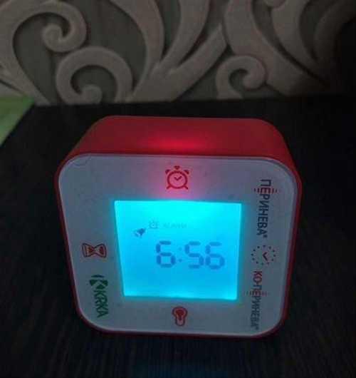Часы будильник термометр