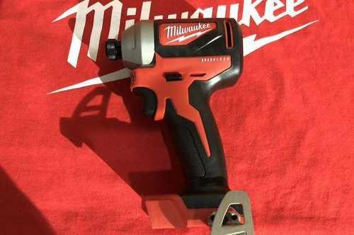 Ударный винтоверт milwaukee 2850-20 (cblid-0) m18