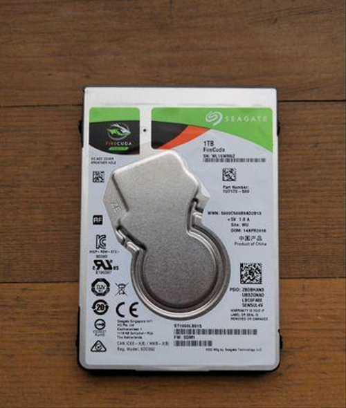 Гибридный диск (sshd) Seagate FireCuda 1TB