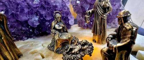 Композиция из камня и бронзы Рождество Христово
