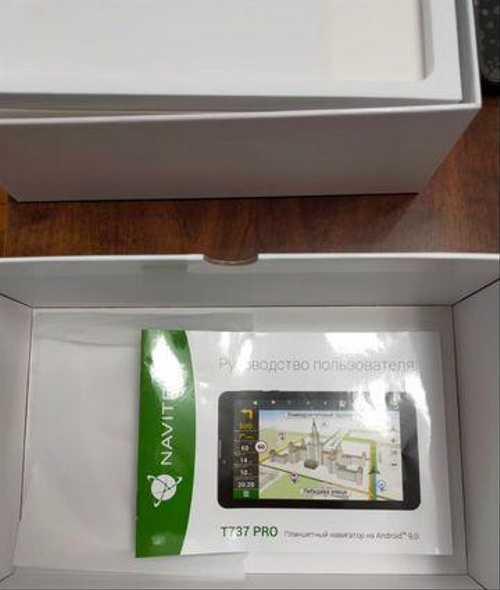 Планшетный навигатор Navitel T737 PRO