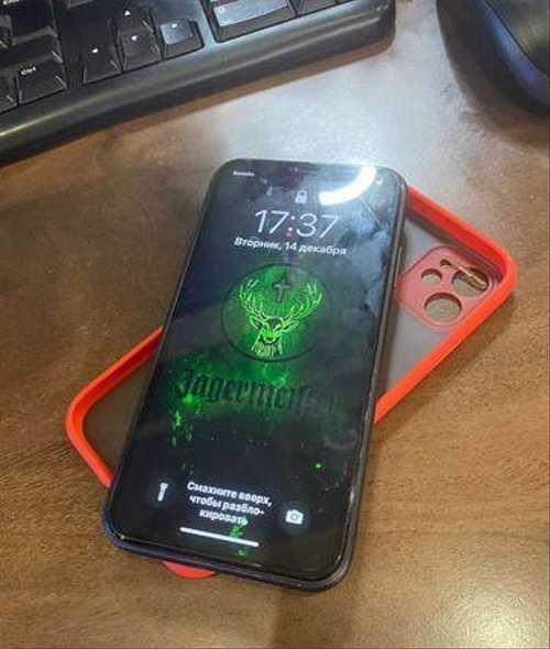 Телефон iPhone