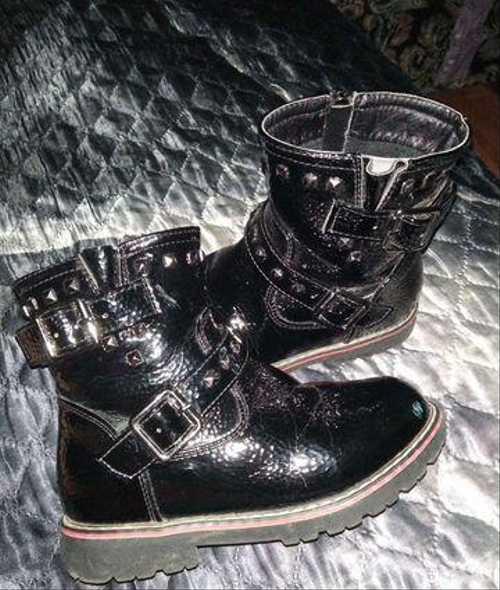 Ботинки на девочку 32рр