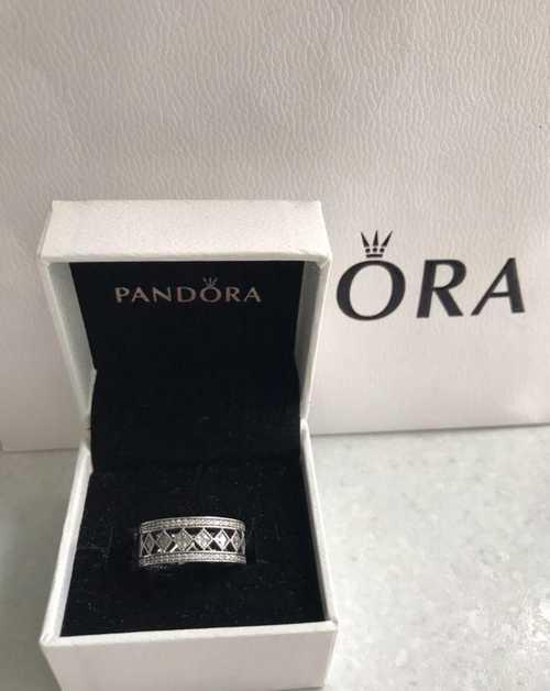 Серебряное кольцо pandora