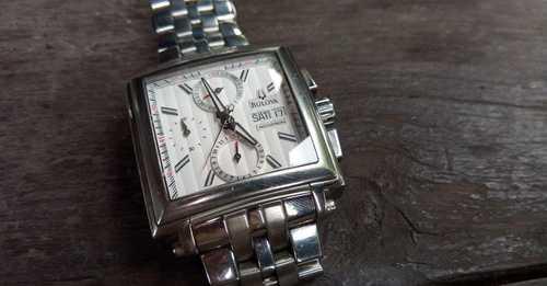 Крупные часы Bulova Accutron Automatic (Оригинал)