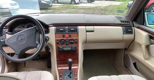 Mercedes W210 1996 E230 E-klasse M111 V-2.3 150 л