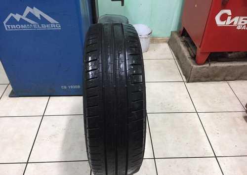 215 65 16C Pirelli Carrier