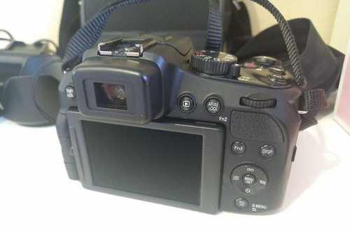 Фотоаппарат Leica v lux 4 в комплекте