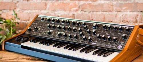 Аналоговый синтезатор Moog Subsequent 37 (любые)