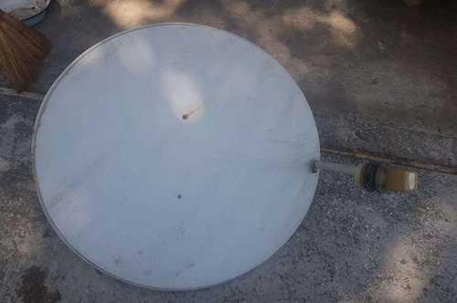 Спутниковая тарелка с мотором
