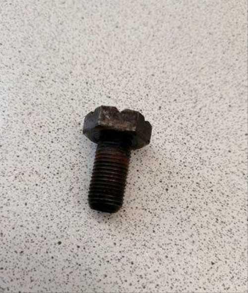 Болт маховика Ford Focus DAW split port 2.0