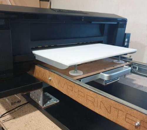 Продам планшетный принтер прямой печати юник А3