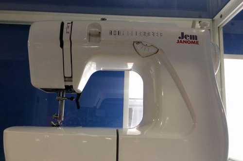 Швейная машина Janome Jem 639