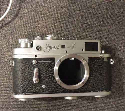 Плёночный фотоаппарат Зоркий 4 тушка (body)