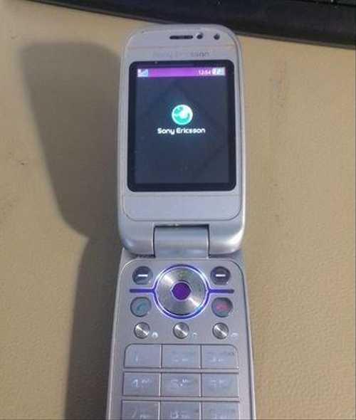 Телефон Sony Ericsson Z750i